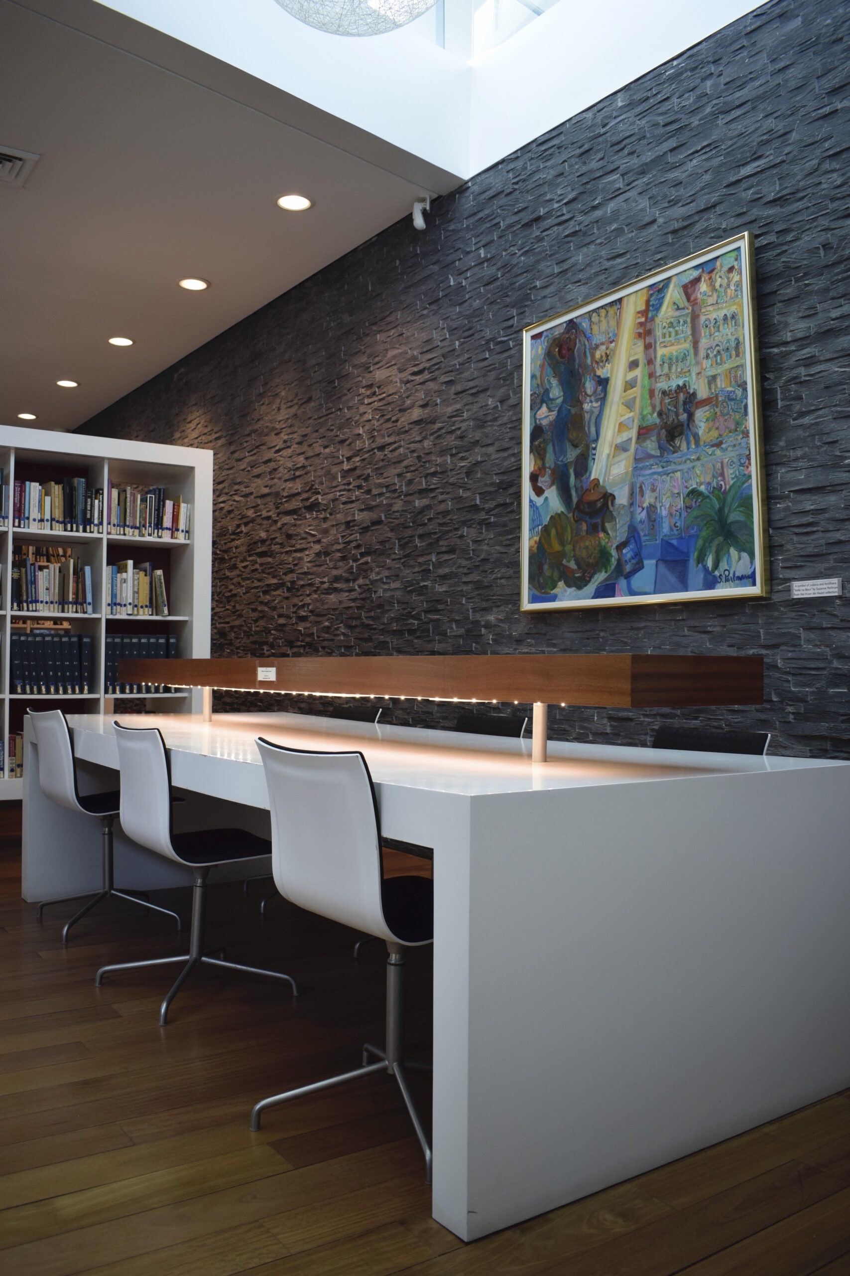 Library in Curaçao - Historic House Museum Mongui Maduro